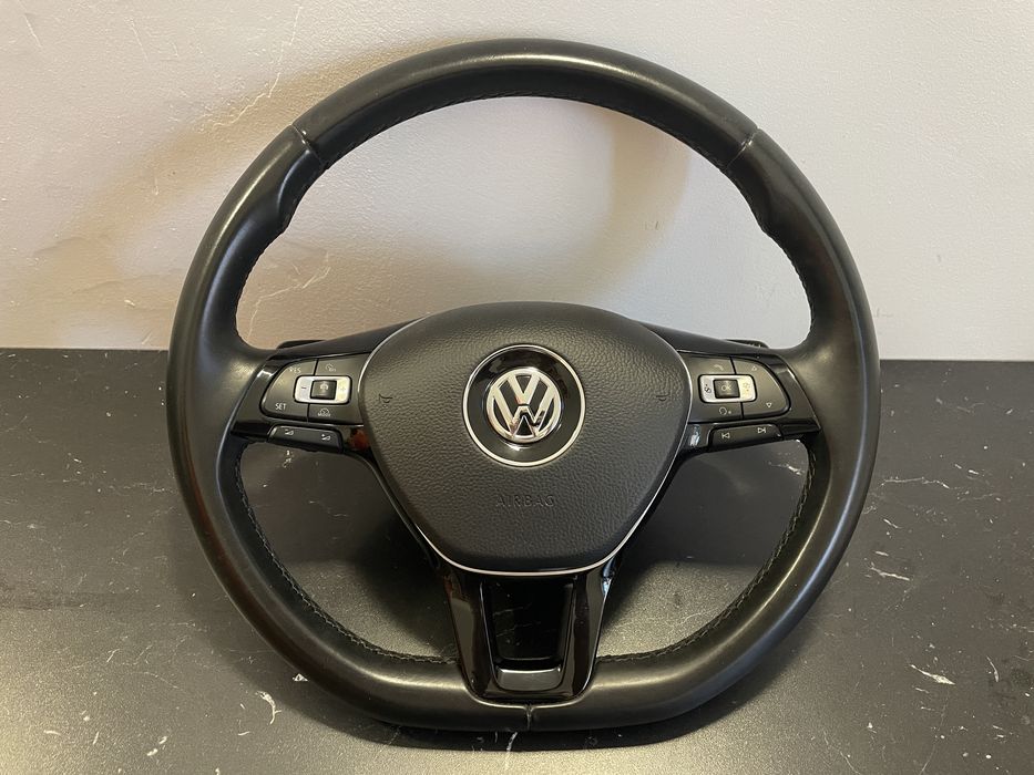 Volan passat b8 golf 7 arteon tiguan highline Timisoara • OLX.ro