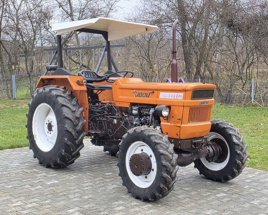 Tractor Universal 445 - 453 DTC 4x4 central, carte RO,stare impecabilă ...