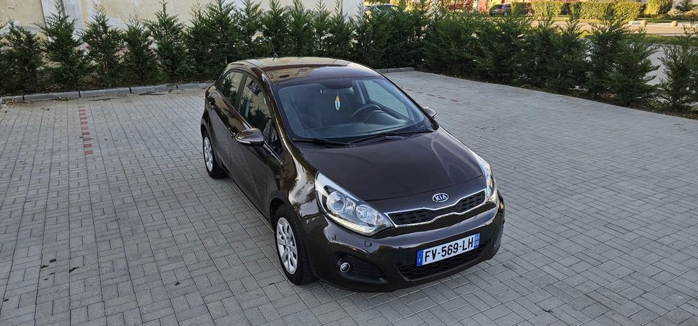Kia Rio EcoDynamics-senzori-xenon Arad • OLX.ro