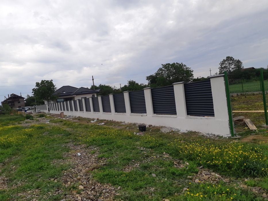 Construim la comanda dvs. garduri si porti din: - panouri stil jaluzea Bucuresti Sectorul 2 • OLX.ro