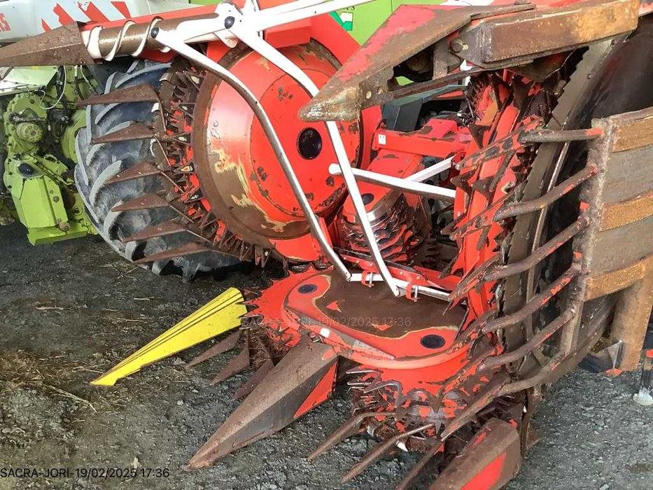 Combina siloz Claas Jaguar 830 cu echipament Kemper si semifan ...