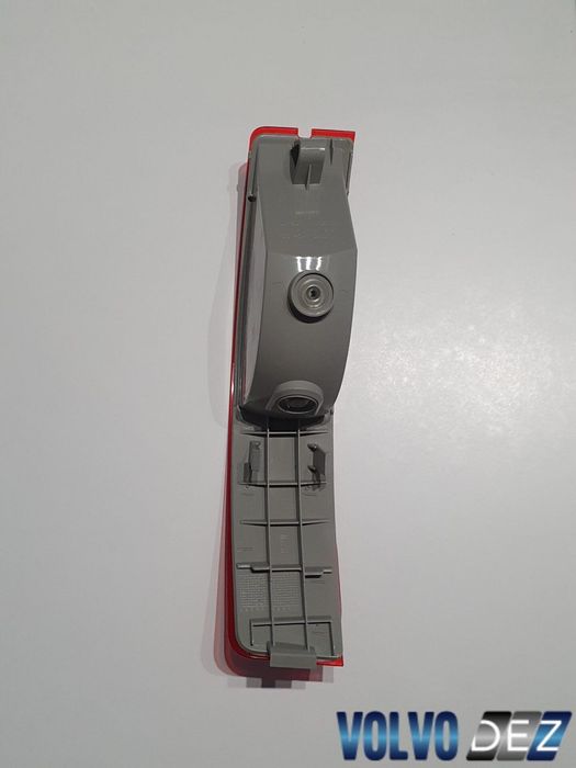 Reflector VOLVO XC90 (2007-2014) 31111185 Baia • OLX.ro