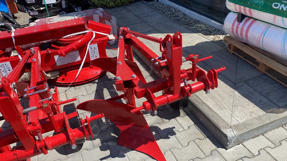 Plug 2 trupite (brazde) NOU Wirax AGRI NORTE PIESE Baia Mare • OLX.ro