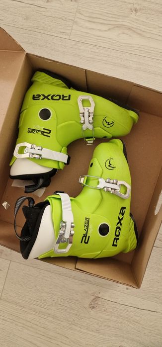 Clapari copii Roxa lazer 2 numar 34 Dosu Bricii • OLX.ro
