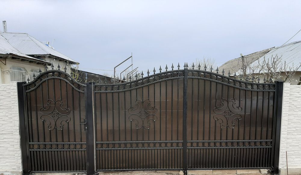 Confectionez porti metalice din teava rectangulara simpla sau amprenta ...