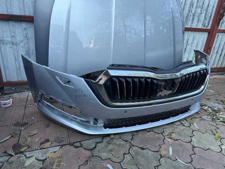 Bara fata + capota Skoda Octavia 4 2019/2020/2021/2022/2023 Bucuresti Sectorul 1 • OLX.ro