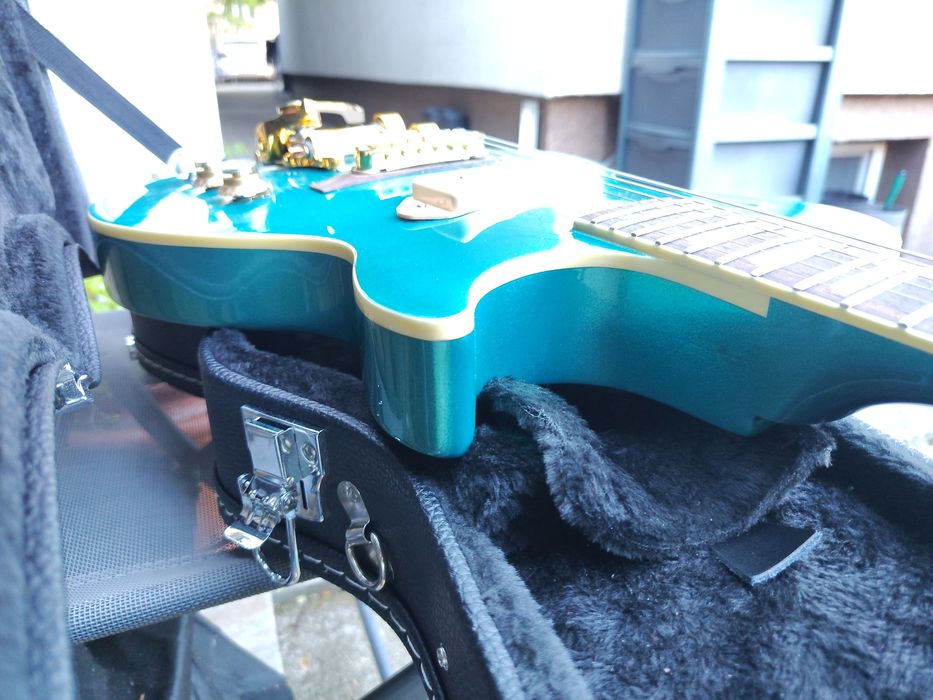 Chitară custom în stil Les Paul, cu o singură doză centrală P90 ...