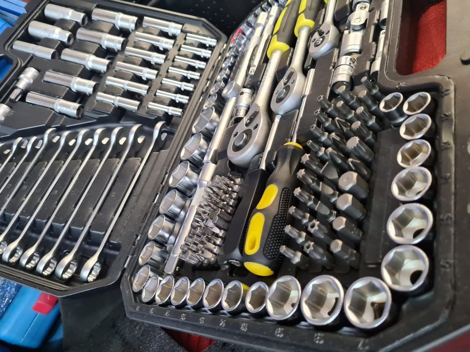 Trusa scule 216 pcs PROFI.Topmaster 216.Trusa chei.Noi Bucuresti Sectorul 1 • OLX.ro