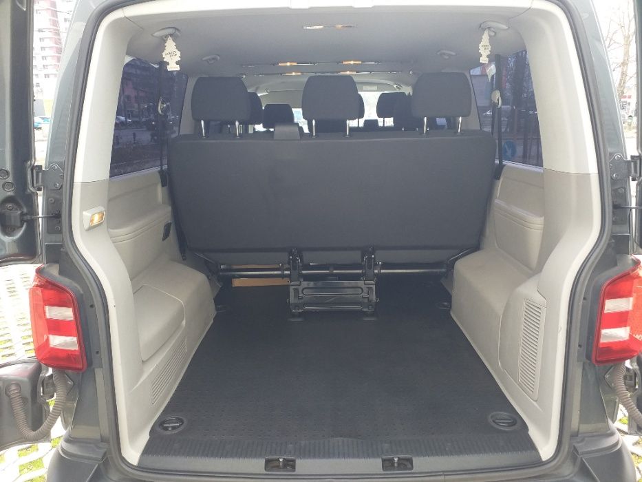 Inchiriez microbuz BUS Caravelle 8+1 locuri T6 DSG/automat Bucuresti ...