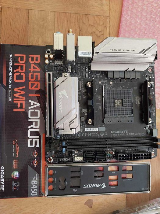 AMD Ryzen 5 5600 + Gigabyte B450i Aorus Pro Wi-Fi гр. София Витоша • OLX.bg