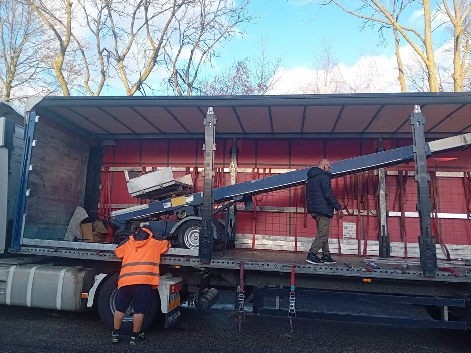 Lift ridicat materiale Petresti • OLX.ro