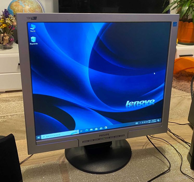 Monitor LCD PHILIPS 190S, 5ms 19 inch - patrat - retro Iasi • OLX.ro