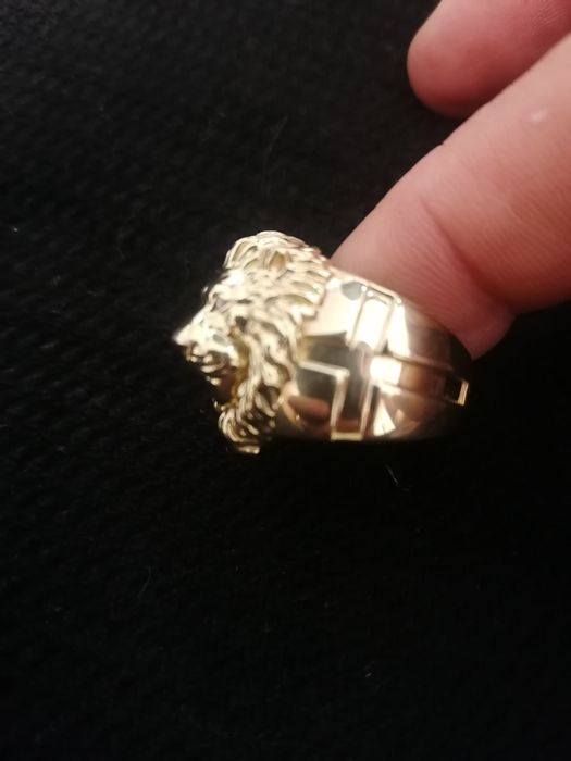 Ghiul, Inel de aur cu cap de leu. Bucuresti Sectorul 4 • OLX.ro