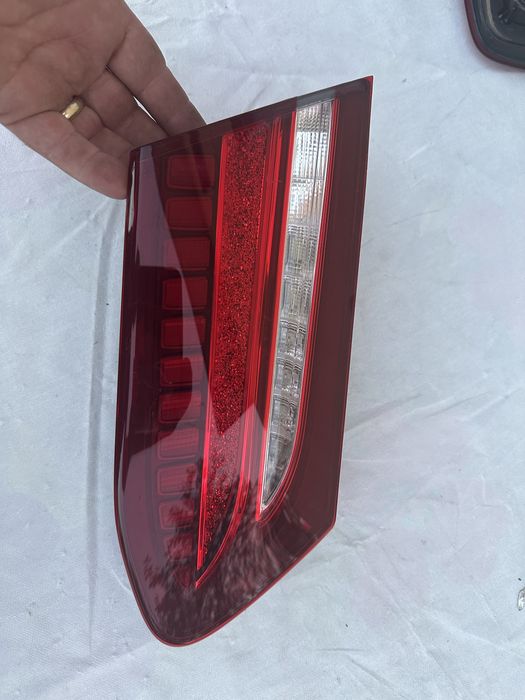 Stop stânga full led mercedes e class w 238. Cernica • OLX.ro