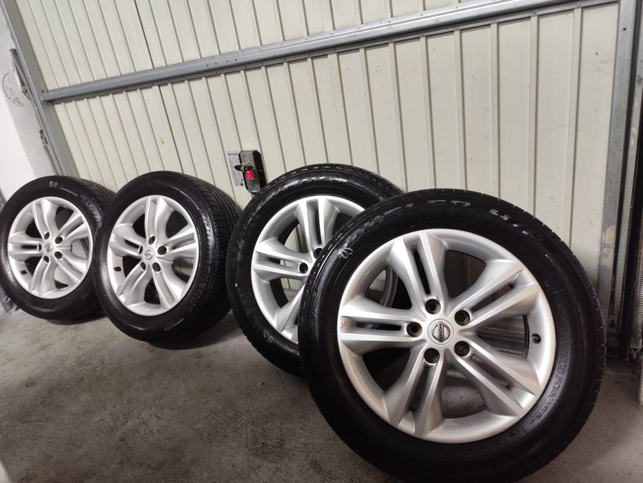Jante Roti Duster,Nissan qashqai 5×114,3 r17 +anvelope 215 60 r17 ...