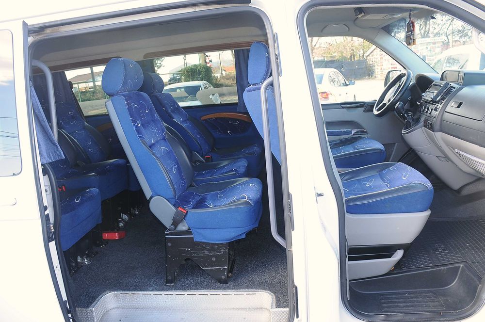 VW Transporter T5 8+1 locuri 2012 2.0TDi 140 CP E5 6 trepte AC Webasto Ramnicu Sarat • OLX.ro