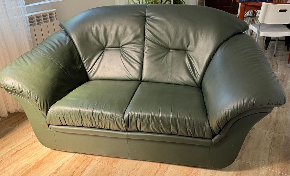 Canapea de piele Targu Jiu • OLX.ro