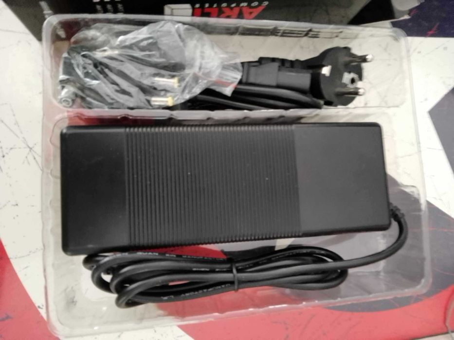 Универсално зарядно устройство гр. Варна м-т Пчелина • OLX.bg