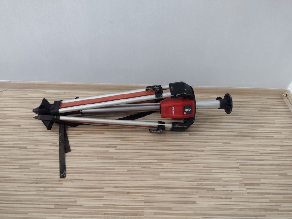 Trepied automat nivelă laser Hilti PRA 90 Onesti • OLX.ro