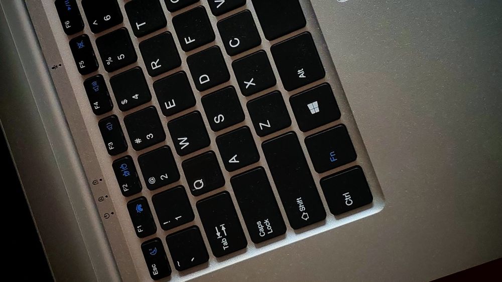 Лаптоп 13.3 inch гр. София 7-ми 11-ти километър • OLX.bg