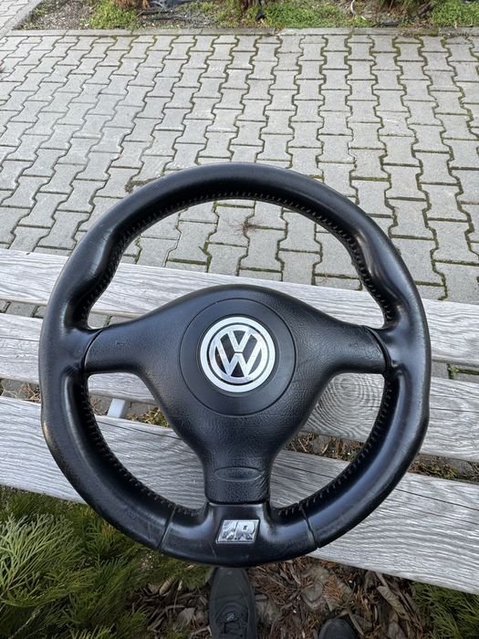 Volan golf 4 r32 Timisoara • OLX.ro