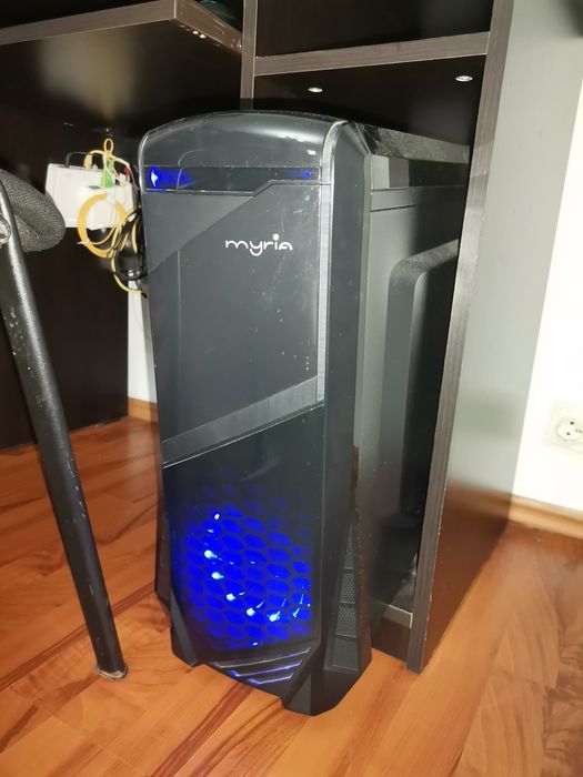 Setup Birou cu monitor și unitate (negociabil separat) Drobeta-Turnu ...