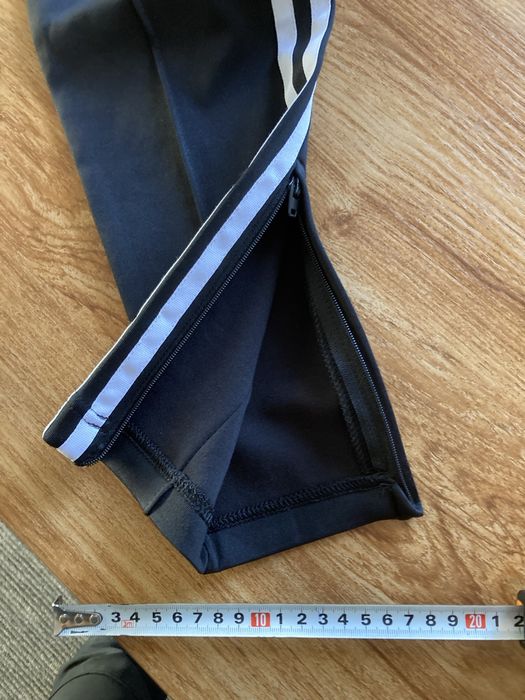 Оригинални мъжко долнище Adidas гр. Пловдив Старият град • OLX.bg