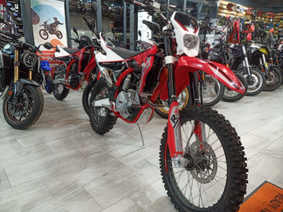 SWM RS 500R model 2024 0km inmatriculabila - prin EST BIKE Campina ...