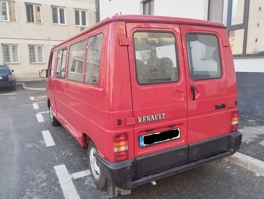 Renault Trafic 8+1 locuri, ITP SI RCA valabile, vehicul istoric Sibiu ...