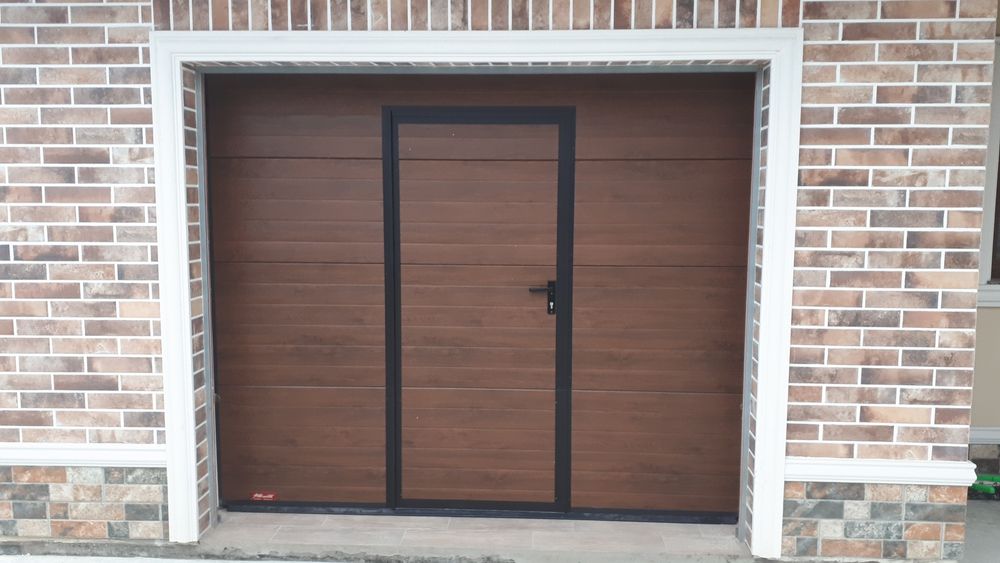 Vind usi de garaj, automatizari porti,rulouri exterioare din aluminiu ...