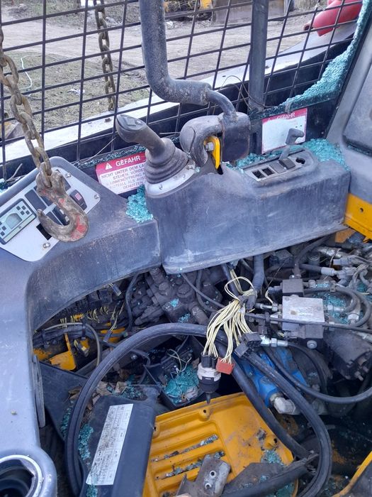 Dezmembrez miniincarcator bobcat jcb Apahida • OLX.ro