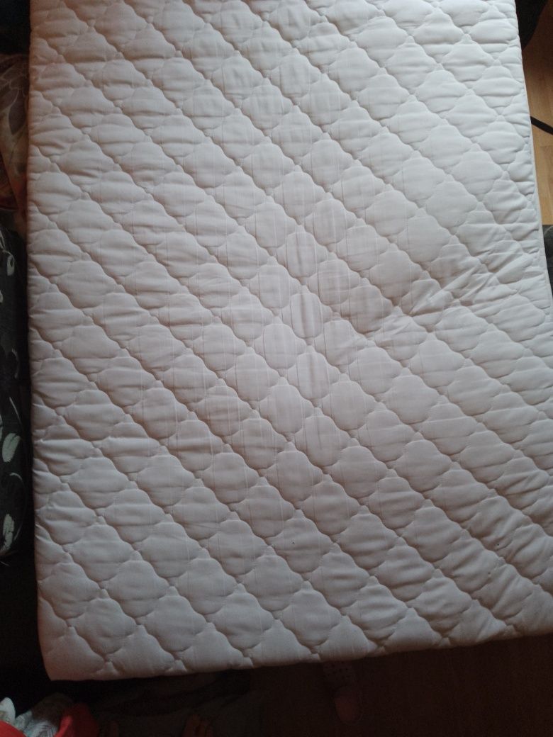 Като нов топ матрак 120/200 гр. Пловдив Централна гара • OLX.bg