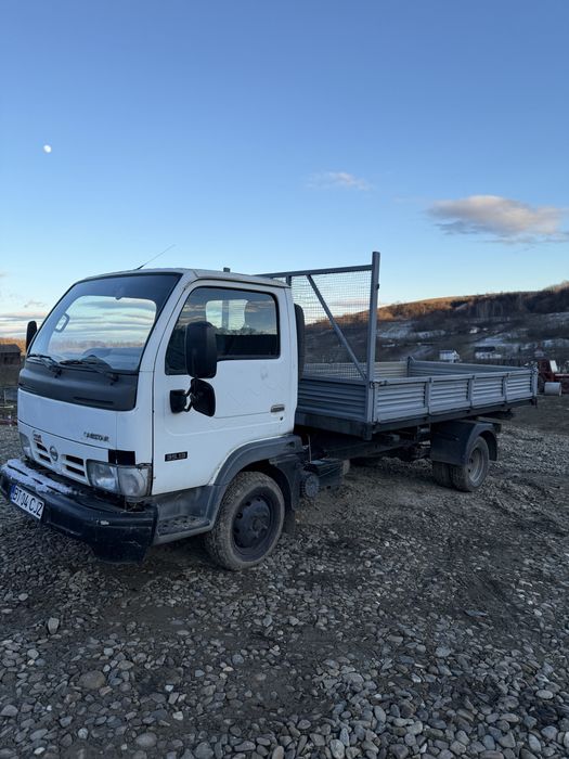 Nissan Cabstar 3.0 Basculanta Suceava • OLX.ro
