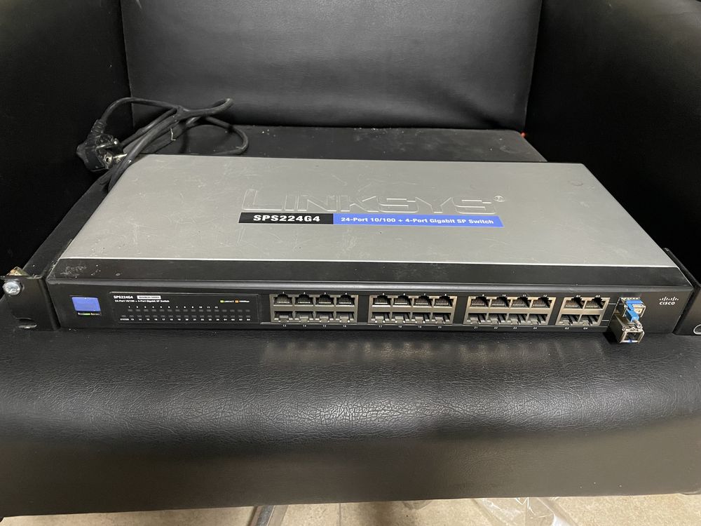 CISCO LINKSYS суитч комутатор SPS224G4 гр. Ямбол Генерал Заимов • OLX.bg