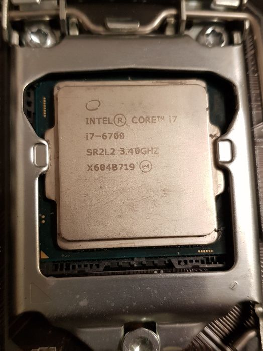 Procesor intel i5 9400T, i5 9500T, i7 7700, i7 6700, i7 4770, i7 875K ...