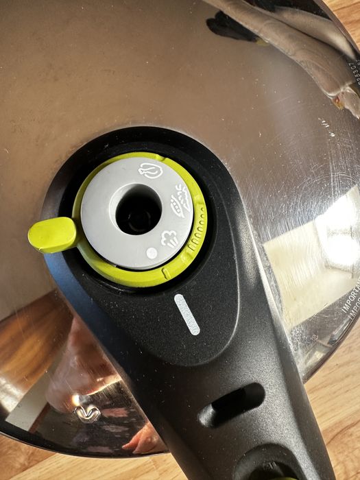 Tefal Secure 5 Neo тенджера под налягане гр. Асеновград • OLX.bg