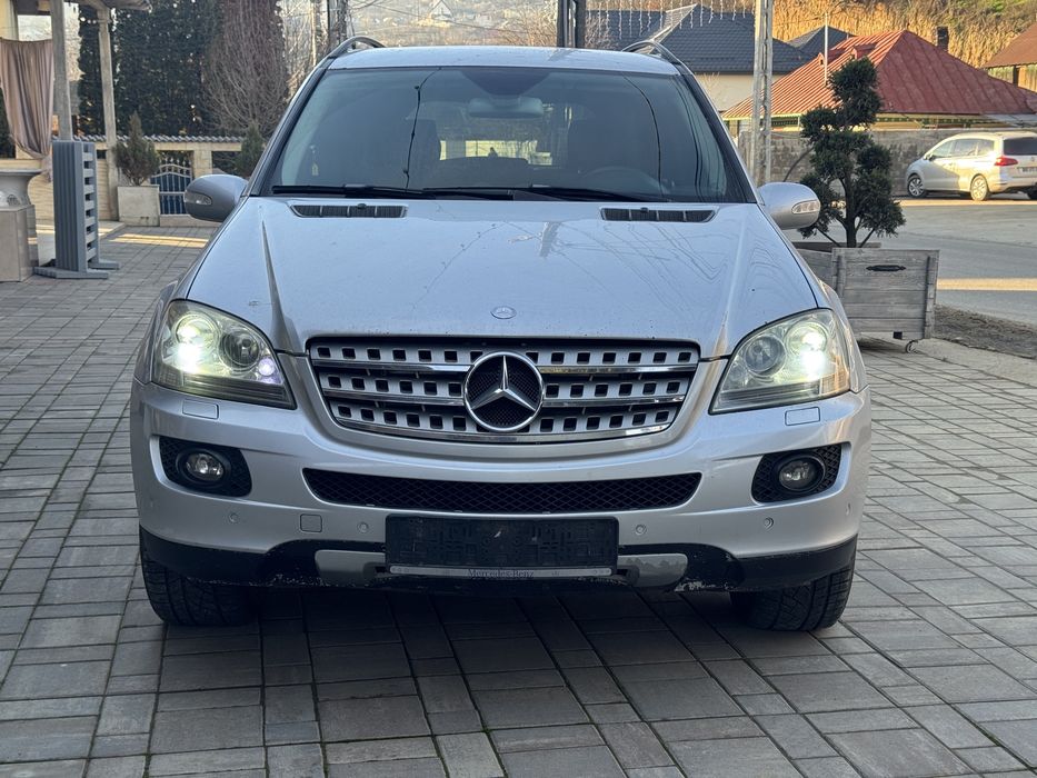 Mercedes-Benz ML 320d / 4Matic/ cârlig remorcare/ Bacau • OLX.ro