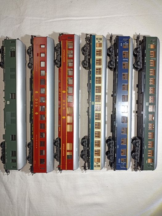 Vagoane călători HO Lima trenulețe diorama Roco piko Sanleani • OLX.ro