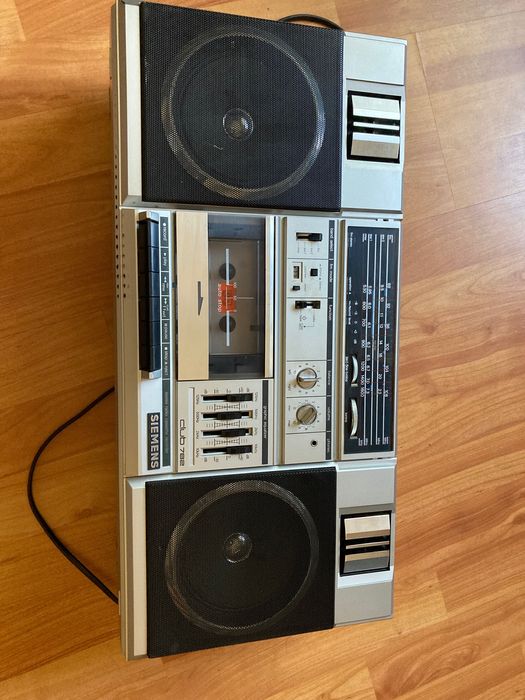 Boombox Siemens Club 782 Arad • OLX.ro