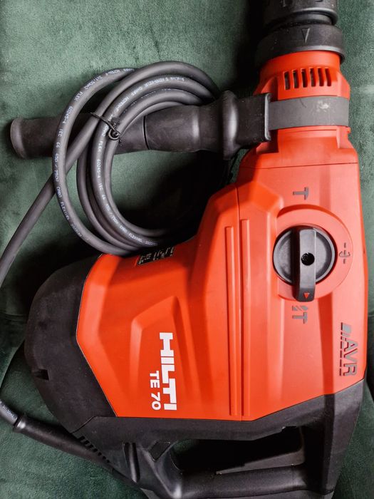 Hilti rotopercutor te 70 Constanta • OLX.ro