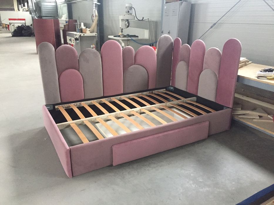 Pat tapitat copii pe colt Calarasi • OLX.ro