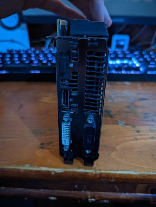 AMD Radeon R7 370 Sapphire in stare perfecta Oradea • OLX.ro