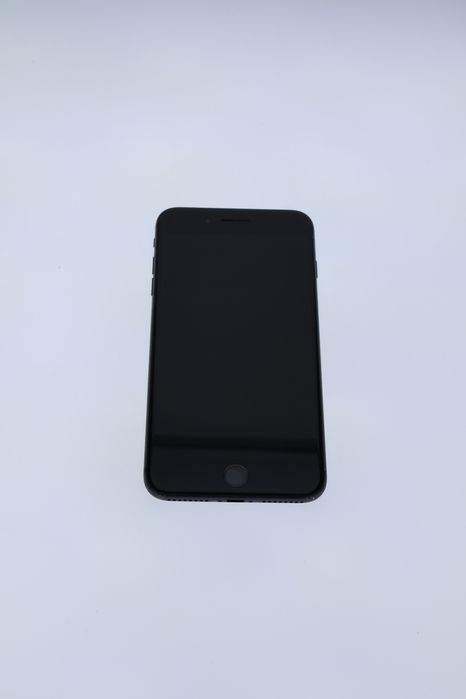 IPhone 8 Plus 64 GB-ucq858 Bucuresti Sectorul 4 • OLX.ro