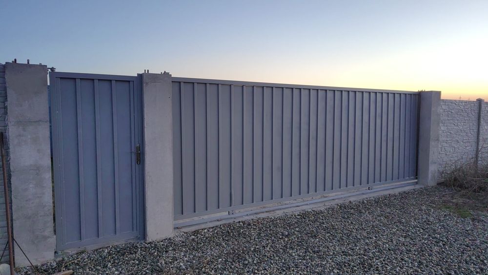 Porti metalice pe rulment Craiova • OLX.ro