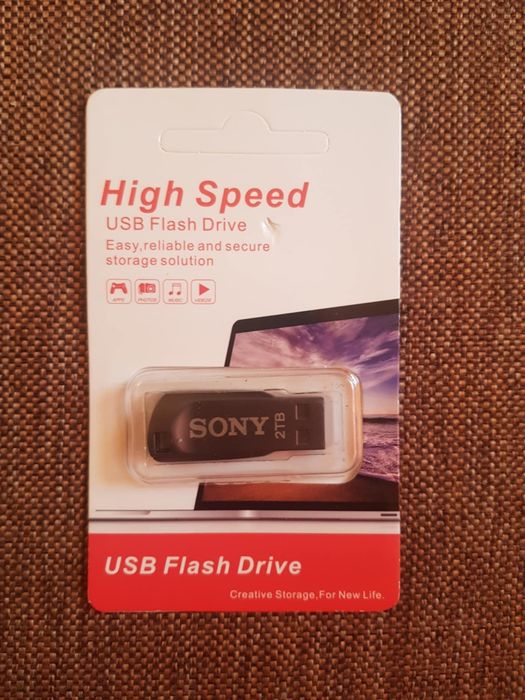 Stick memorie Sony USB 2TB 3.0 Pen Drive Nou, nefolosit, in ambalaj or ...