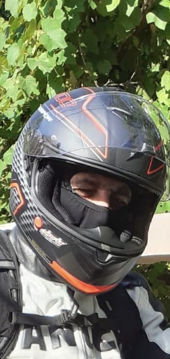 Costum moto și casca Varadia de Mures • OLX.ro
