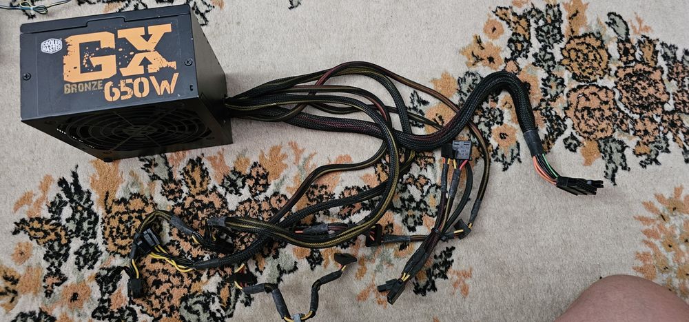 Sursa Cooler Master GX Series GX-650W la 2000 ron Oradea • OLX.ro