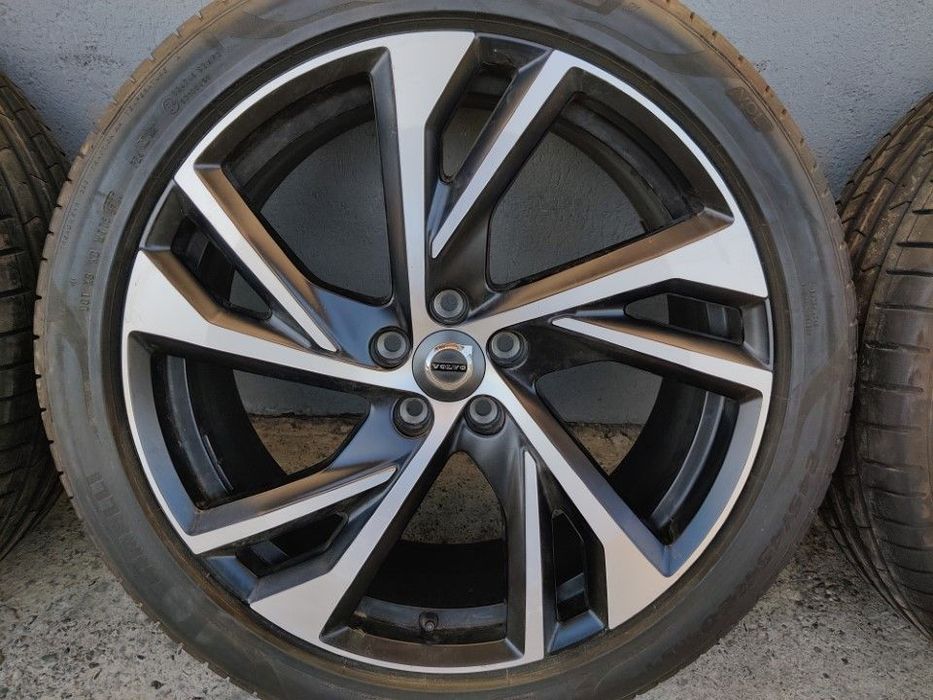 Jante 5 spite duble 20" Volvo S90 V90 S60 V60 XC90 XC60 XC40 Pirelli ...