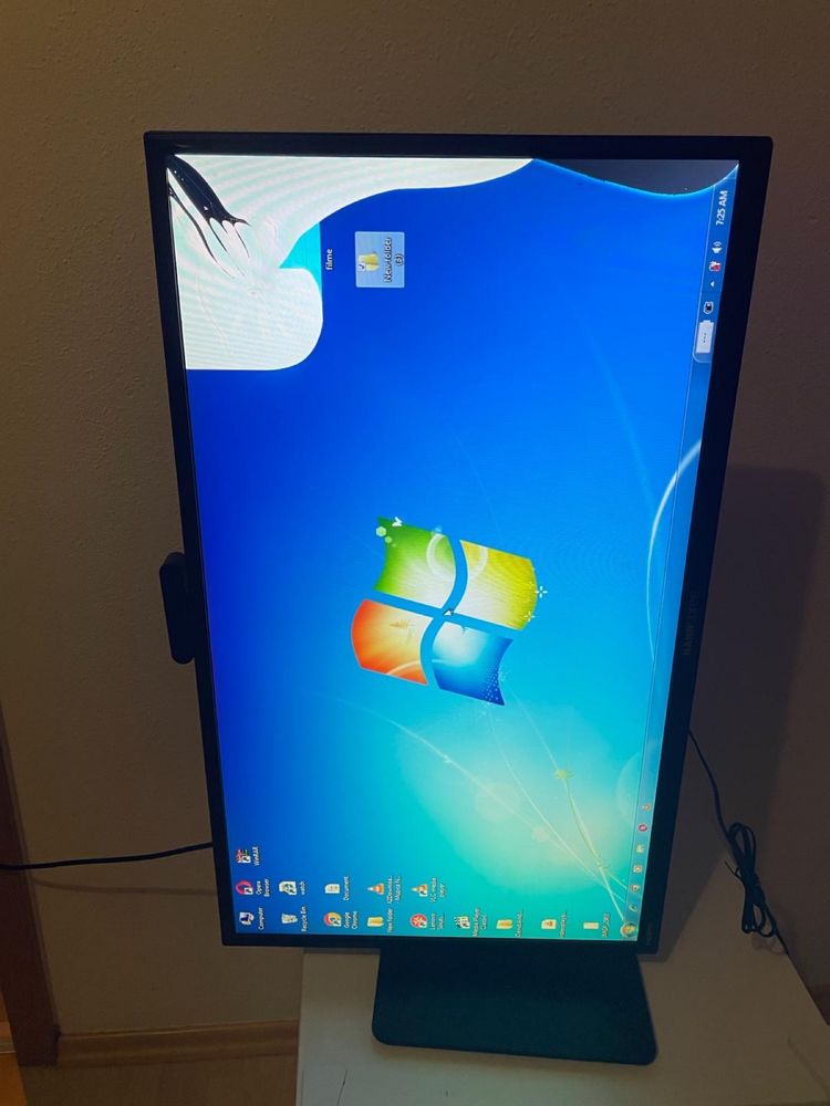 Monitor 27 inchi - fabricatie 2021 Arad • OLX.ro