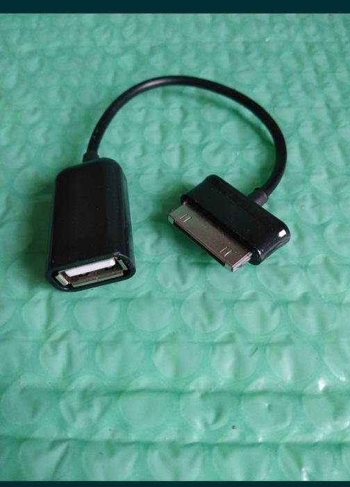 Cabluri de date USB cu diferite mufe de adaptare Bistrita • OLX.ro